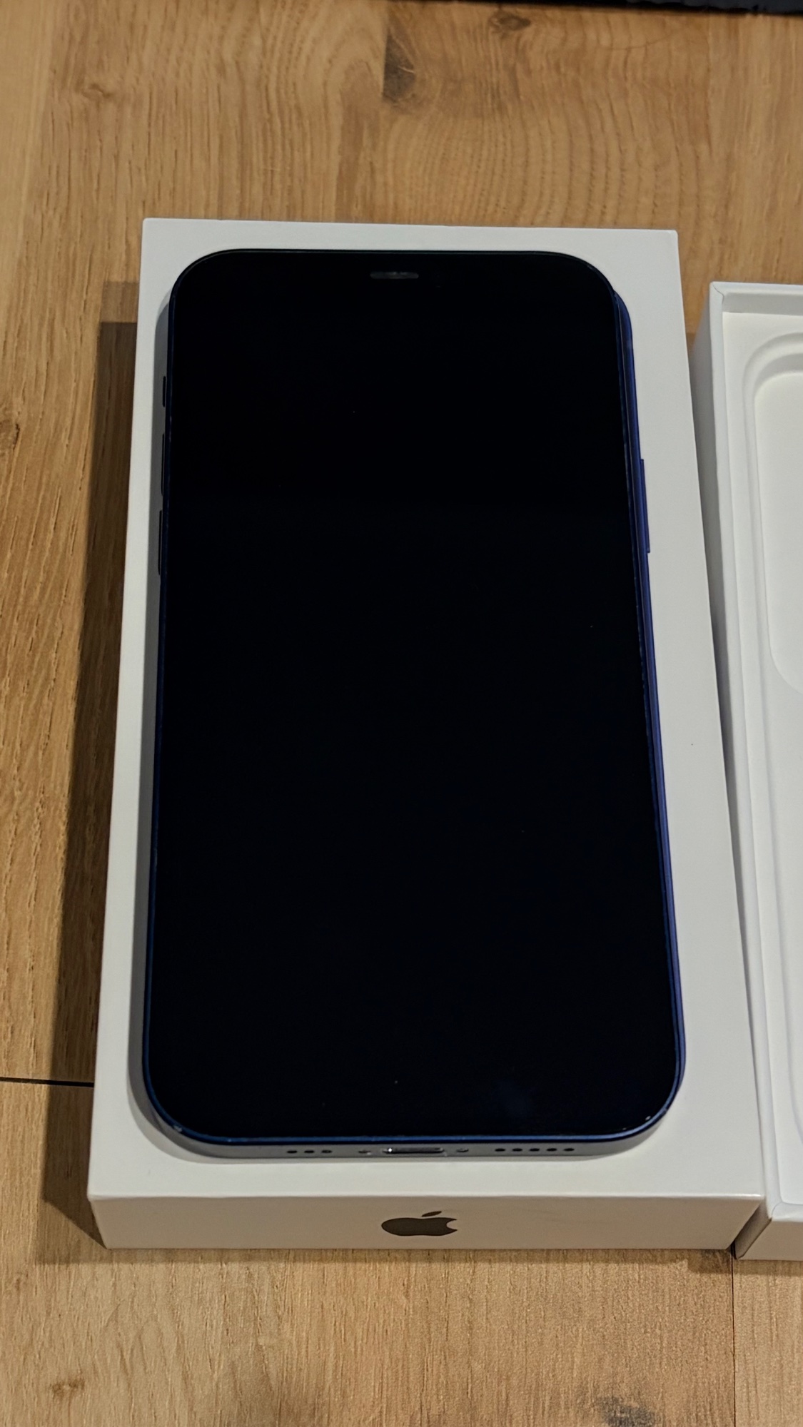 iPhone 12 128GB SIMフリー（iPhone）の買取情報 - 最高査定価格 24,000円 最新査定日 2026.01.14 ...